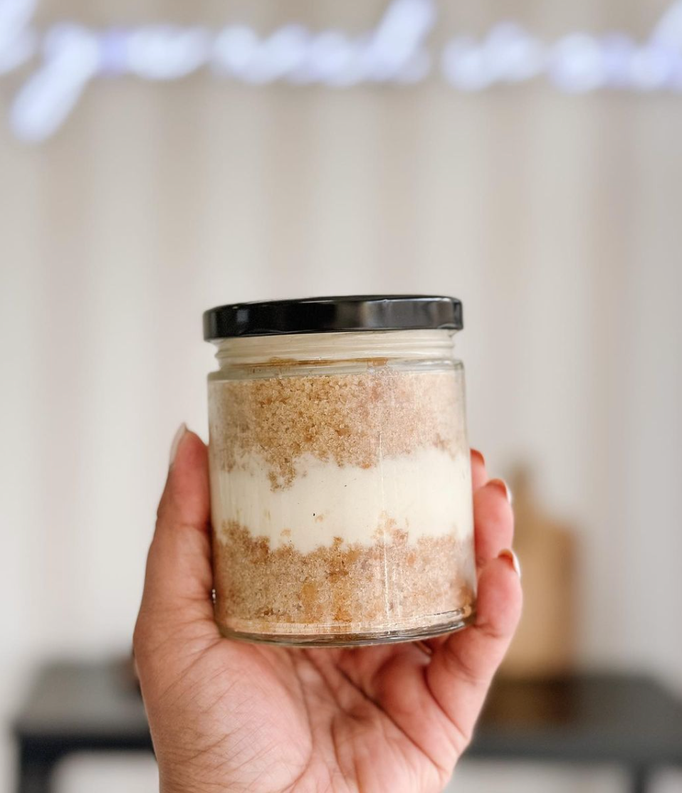 Large Cake Jars (9oz) Bulk Order – Just Cakes Wholesale Kitchens